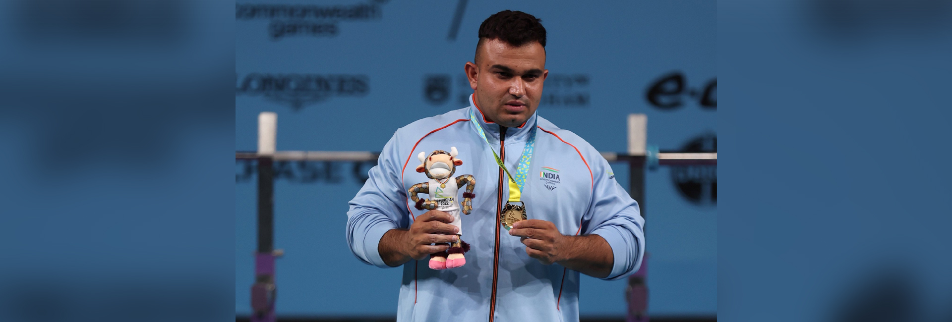 India's 27-year-old powerlifter Sudhir won a historic gold medal in the ...