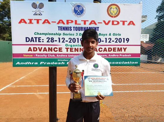Dhruv Advaith, the national level tennis player makes a difference