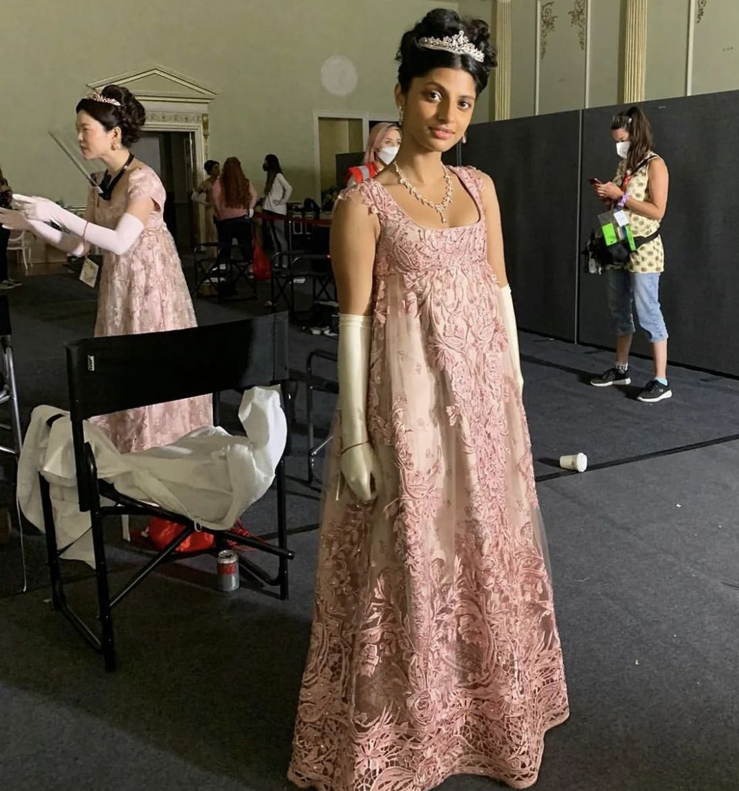 မင်းသမီး Priya Kansara ဟာ ရုပ်ရှင်လောကရဲ့ စံနမူနာတွေကို ချိုးဖျက်လိုက်ပ ...