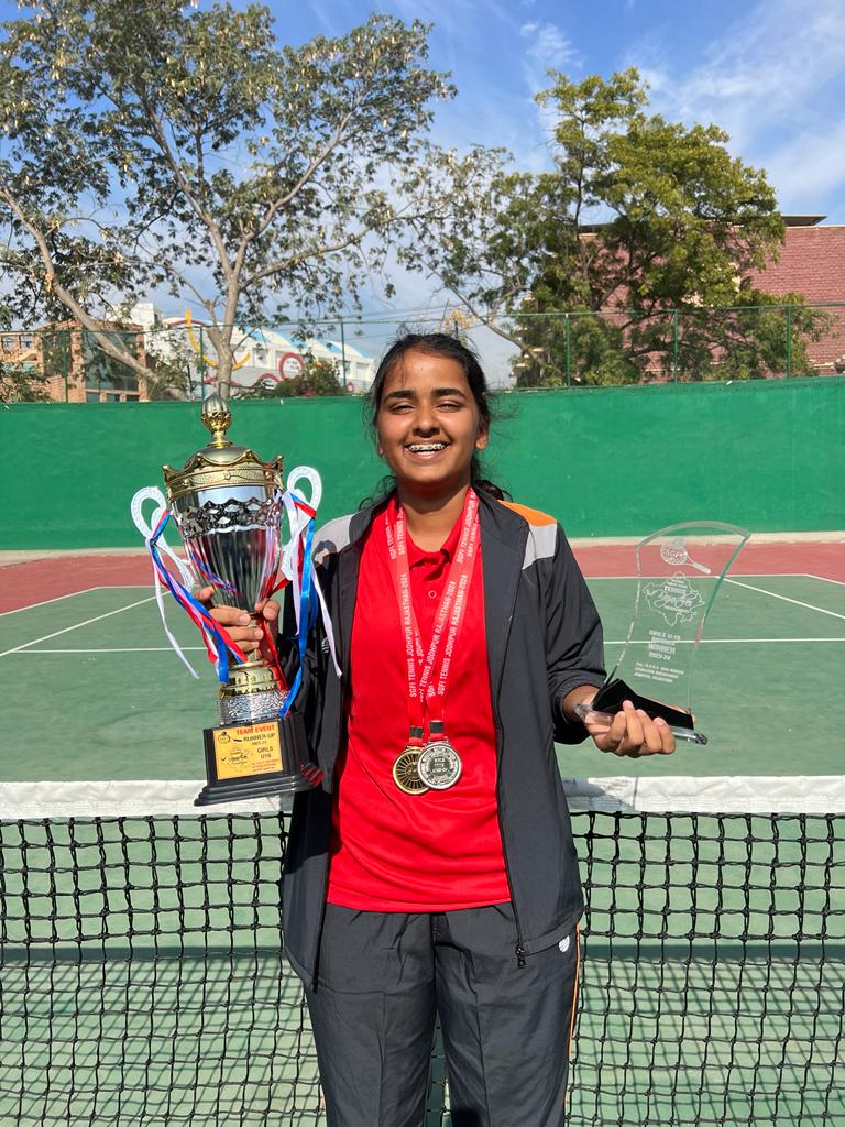 Pushti Laddha is one of India's most promising young tennis star